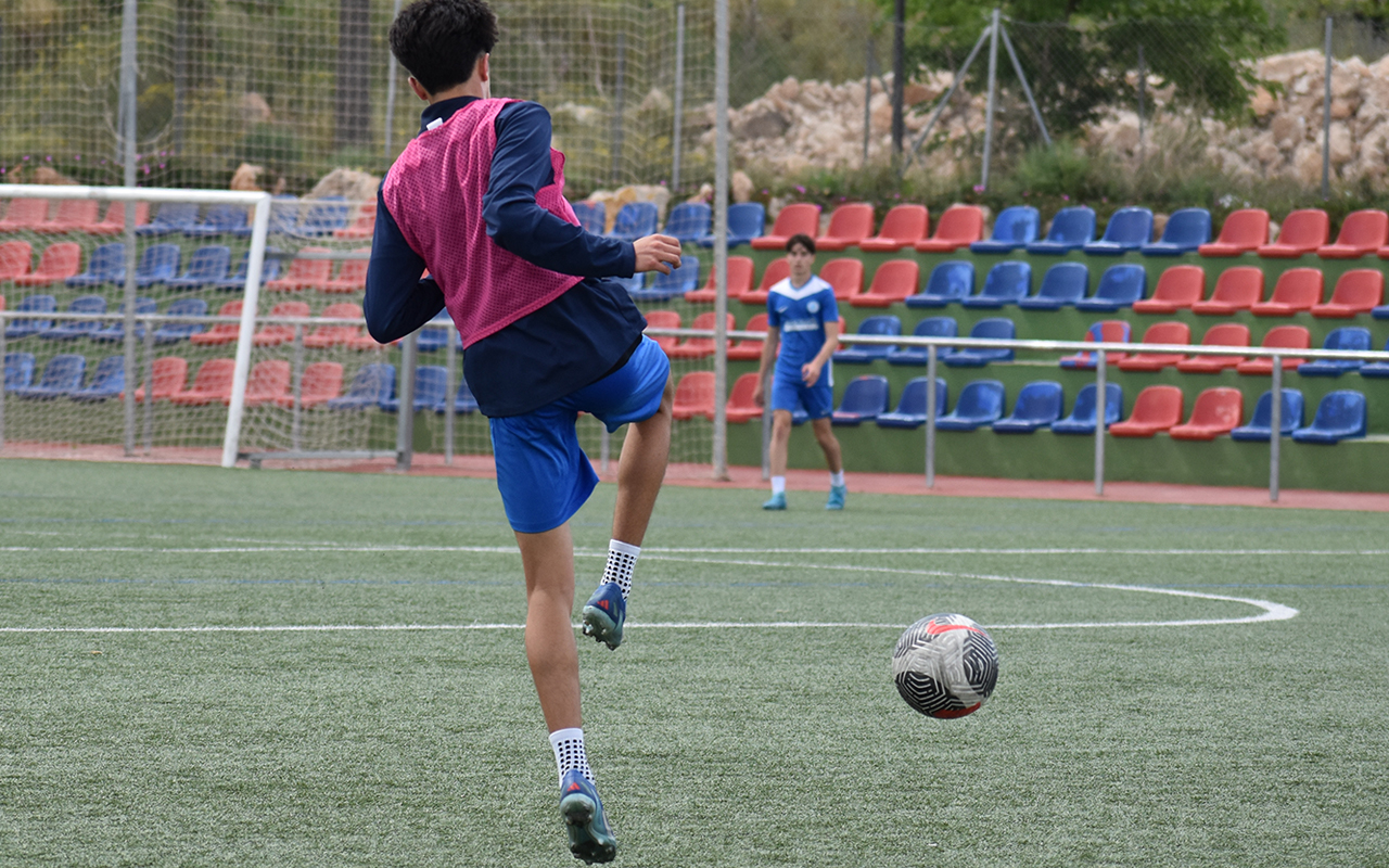 Common Mistakes to Avoid During Football Trials - IDA Valencia